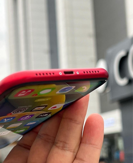 iPhone 11 64gb red ideal