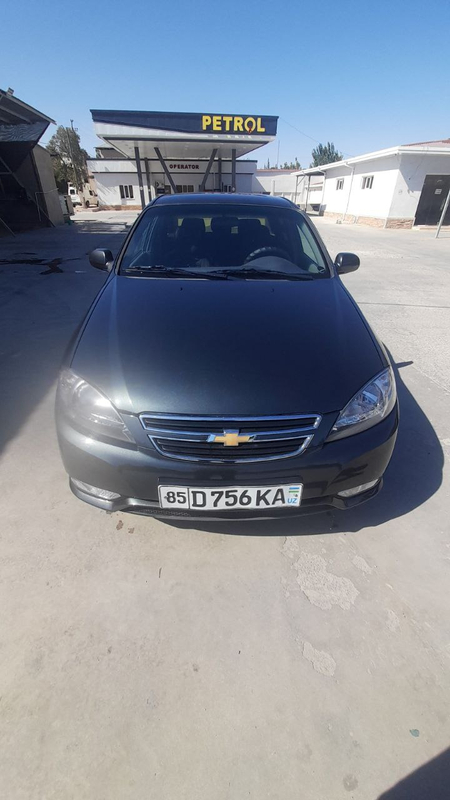 Lacetti Gentra sotiladi