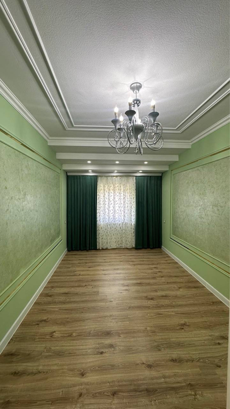 Продается 3 ком. Квартира площадью 92 кв.м. В Согдиане ор. Мечеть