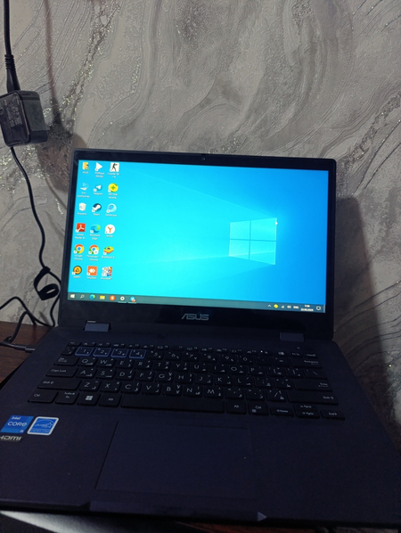 Asus Nootbok sotiladi yangide