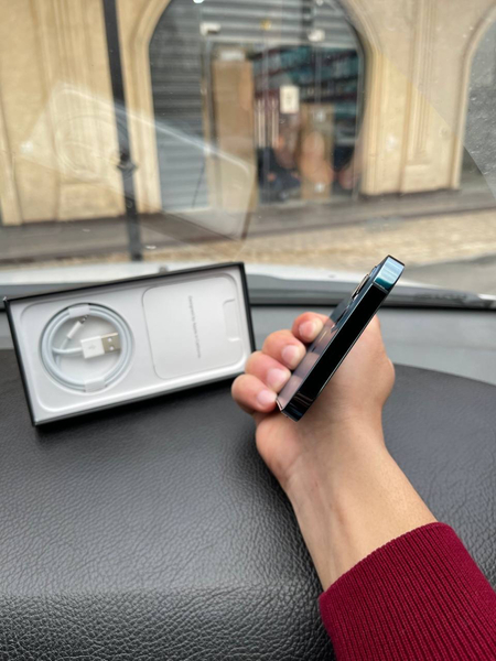 iPhone 12 Pro Max