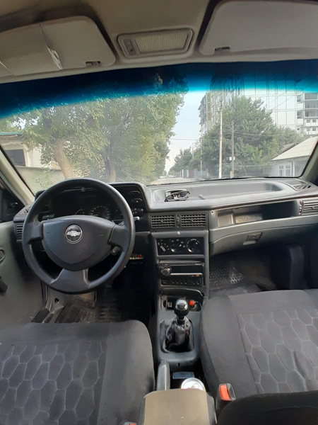 Nexia 1 yili 1998