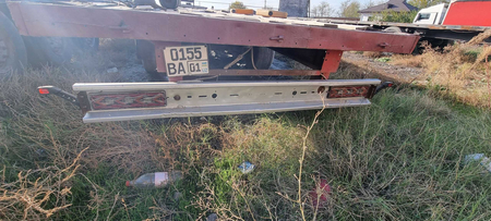 Полуприцеп контейнеровоз