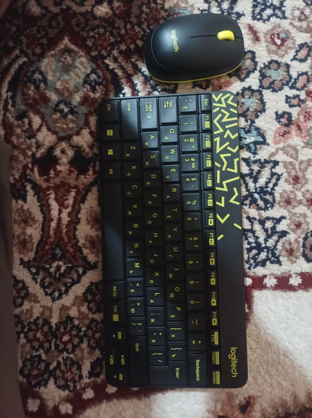 LOGITECH MK 240 комплект безпроводной клавиатура и мышь сатылады.