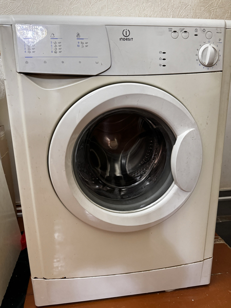 Стиральная машина Indesit 4 kg