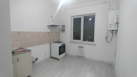 Srochniy Sergeli 10 hudud  2/3/16  56 m² Sotiladi