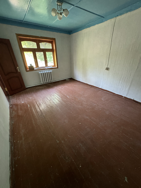 Продаю 1/2/2 Спутник-6 ореинтир 2 школа