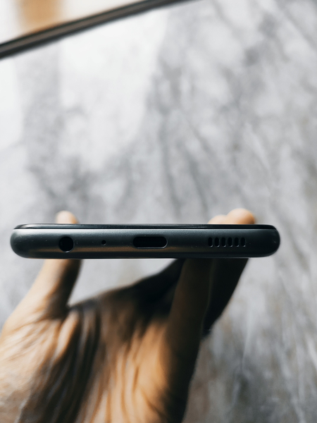 Samsung Galaxy M13 sotiladi yangi