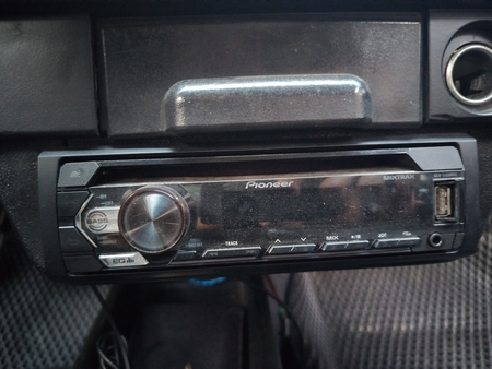 Срочно Продаю автомагнитолу Pioneer  DEH S1250UB Оригинал.
Состояние