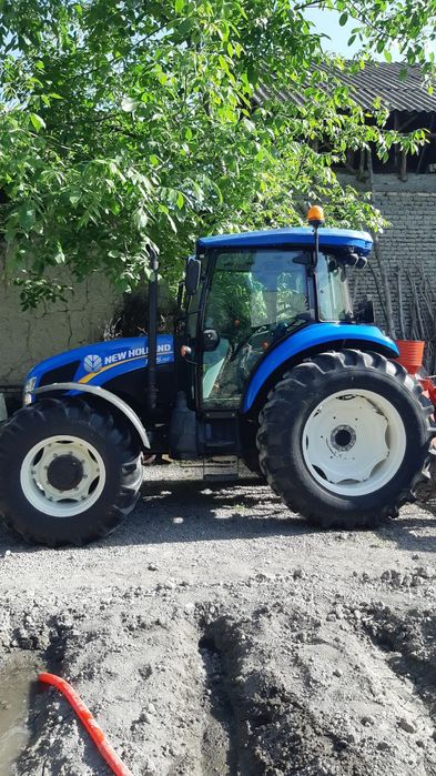 NEW HOLLAND TD5 110 
NEW HOLLAND TD5 110  sotiladi xo