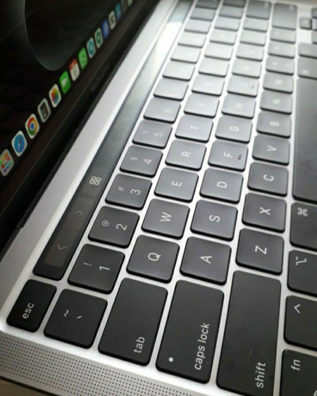 Macbook pro 2020 M1 256/8Gb