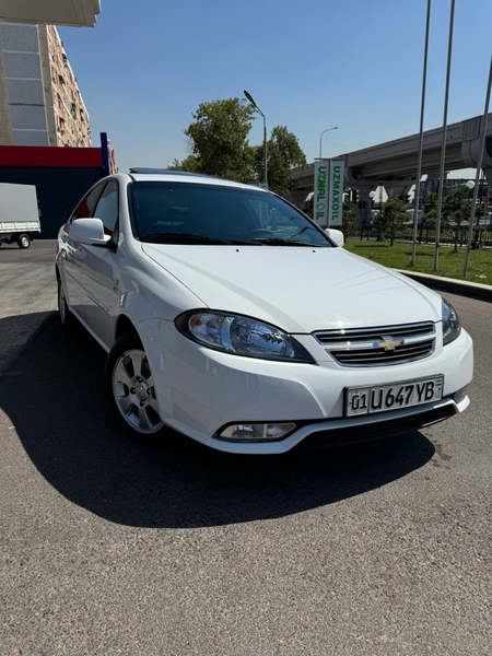 Gentra 2023 ABS yo’q. 10.000 km.