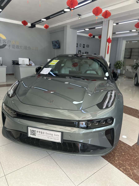 2024 Zeekr 001 We dual+dop opsiya, zaryadchik 95 kwt nalichida tayyor