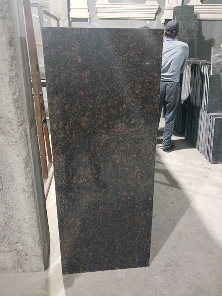TAN BROWN granit ( Hindiston) / Usta xizmati bor