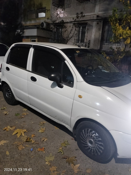 Matiz sotiladi srochniy 35 mlnga sotiladi