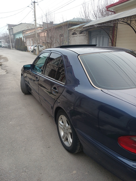 Мерседес бенц w210