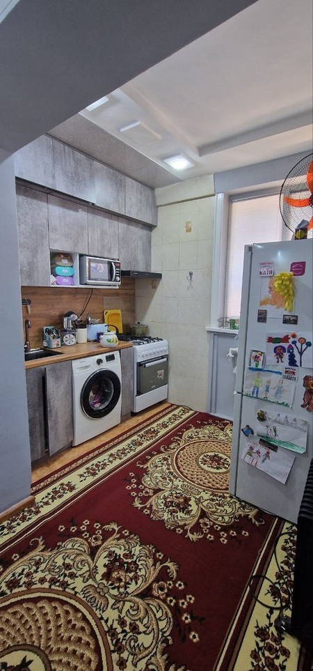 Продается квартира шайхантахурский район 1в2 -8-9