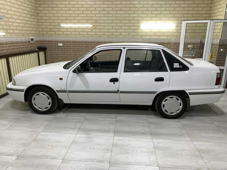 Срочно продам свое авто  Нексия 1 позиция