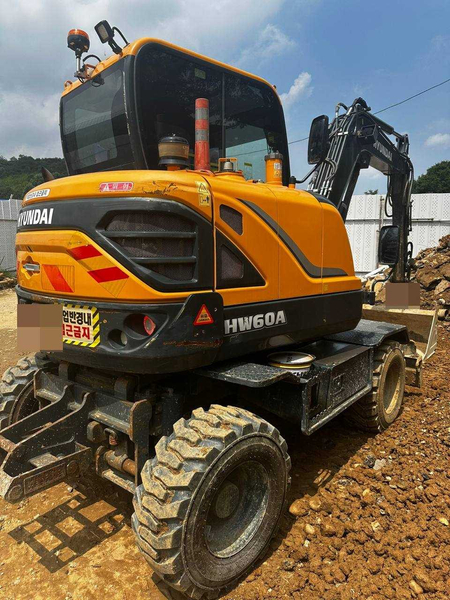 Ekskvator Hyundai HW 60