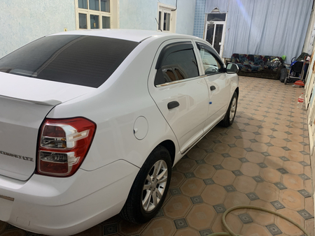 Chevrolet Cobalt срочна сотилади?