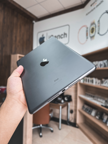 iPad 9 Wi-Fi 64GB 100% 30 kun ishlagan yangi