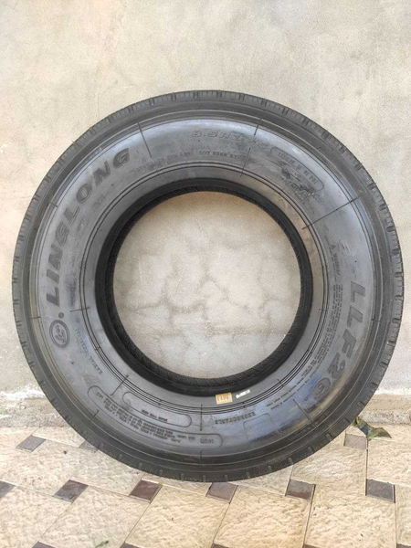 8.5R-17.5 (225/75-17.5) Optom !!!