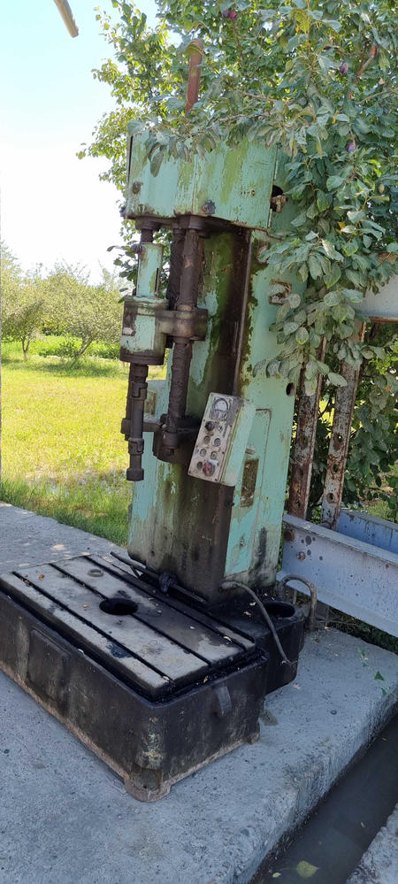 Tokarni stanoklarva uskunalar