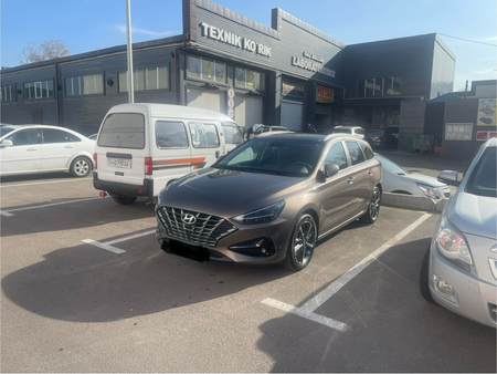 Hyundai i30 Full