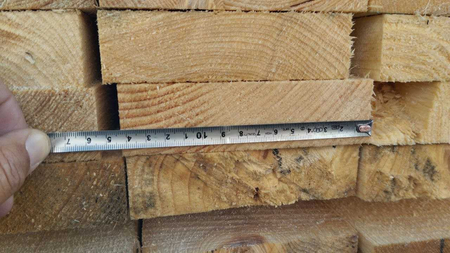 Siz izlagan har hil olchamdagi taxtalarimiz bor