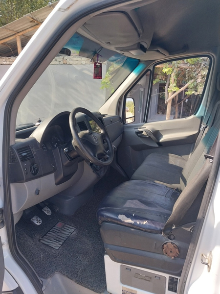 Sprinter.sotiladi ,yangi laboga barter bor