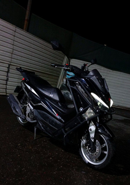 Скутер N-Max Bikeland