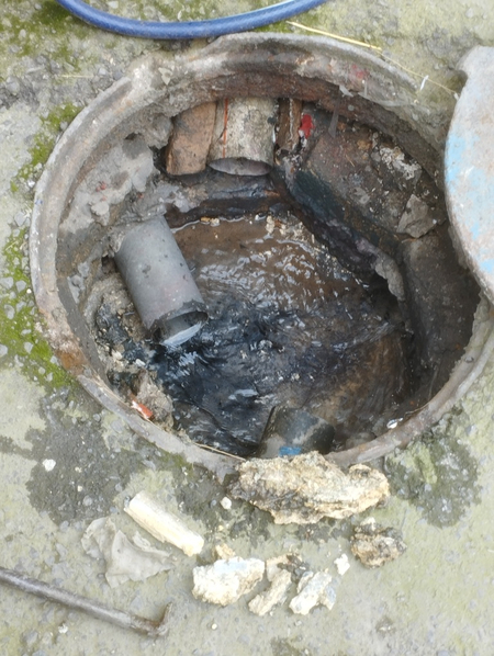Kanalizatsiya tozalash xizmati 24/7