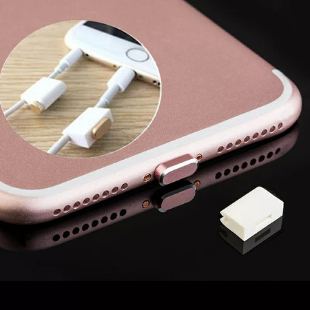 Iphone telefonlari uchun chang vilkasi