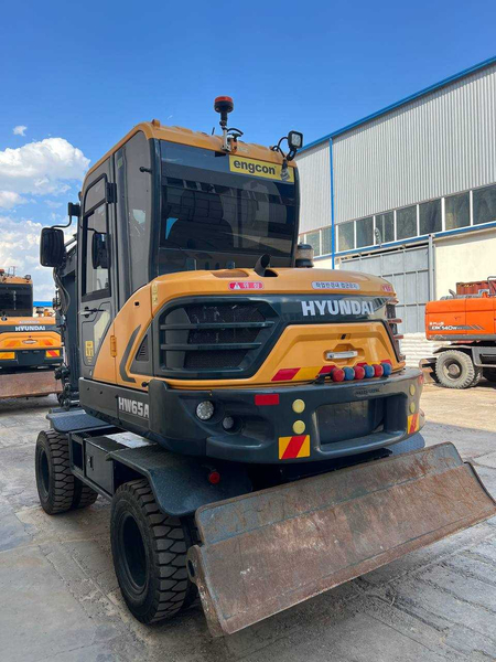 Экскаватор HYUNDAI HW65 2022