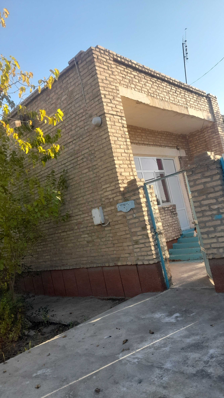 Barcha qulayliklarga ega 8 sotixli kotej BNQIZ