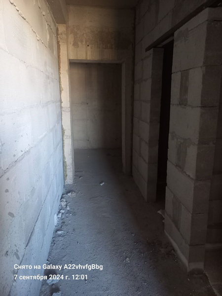 Uy  sotiladi srochni