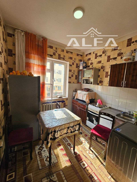 2 xonali 50m² 2-qavat sotiladi.