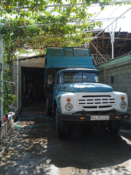 Zil 130 kvadrat kuzuf sotiladi