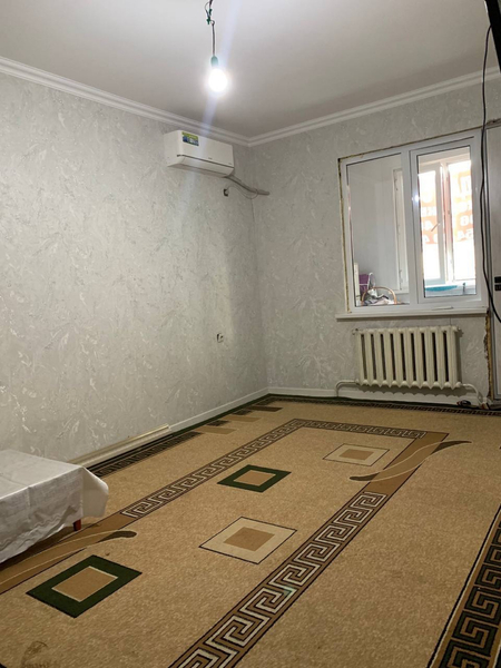 Срочно продается двухкомнатная квартира на Чиланзаре 15 2в3/4/4