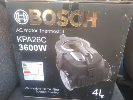 Пилесос Bosch 3600w