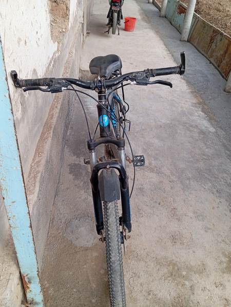 Skuter va veloseped sotiladi.kop xaydalmagan yurishlari yaxshi