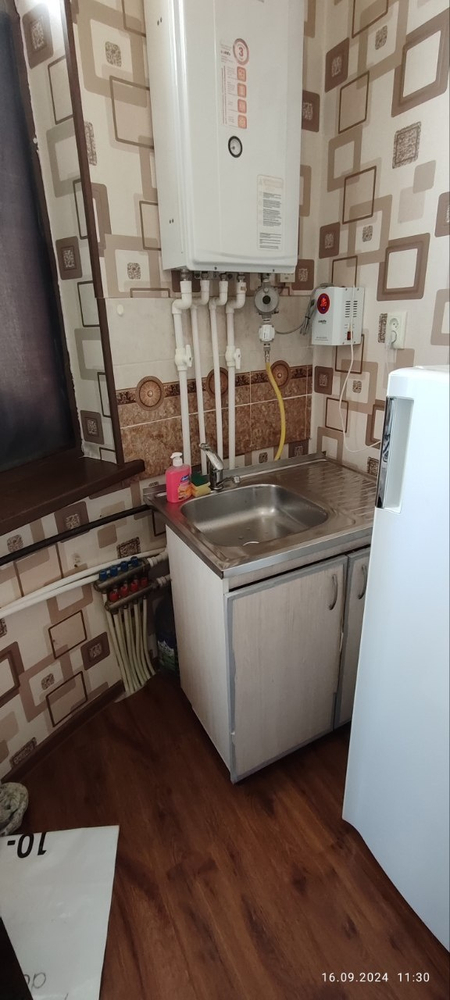 Zudlik bilan 1 xonalik novastroyka uyimiza sotiladi. Topliy pol.