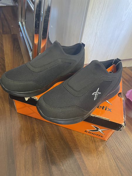 Мужские кроссовки Kinetix 43р