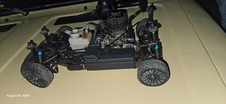RC мoдель c ДВС Mercedes нитpo 18