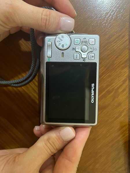 Продается цифровой фотоаппарат Olympus