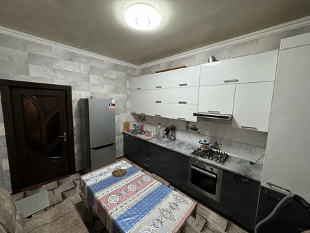 Сдается квартира на Яшнабаде 2\4\4 Olmos Mahalla