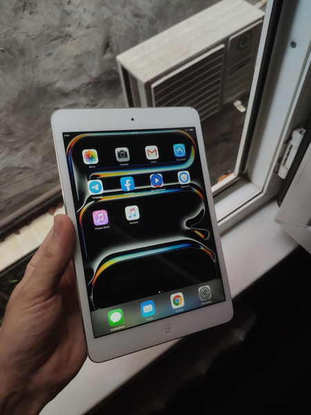 Apple lpad Air Space gray. Срочно