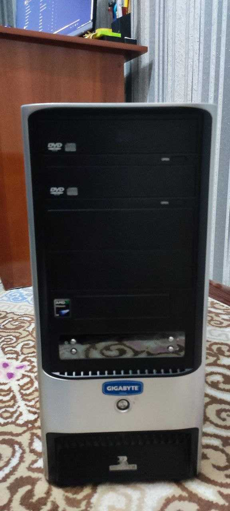 Корпус кейс Gigabyte