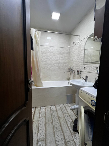 3/3/9Прадаютса квартира срочно