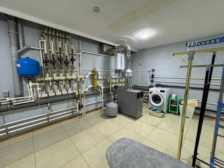 м.Буюк Ипак Йули ул.Никитина 6-сот 3-уровня 5-комн 800 м² мебель
